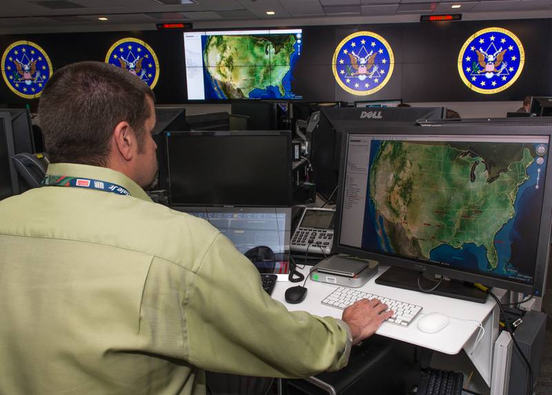 FBI to create pool of contracted cyber experts