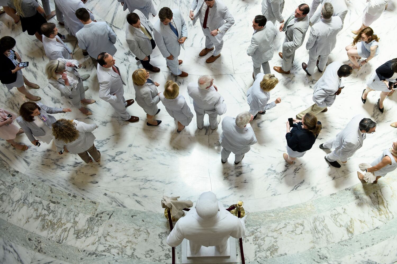 Government dress codes? They’re old hat, federal workers say in survey