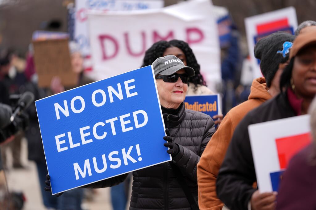 What is the FERS FRAE retirement system?